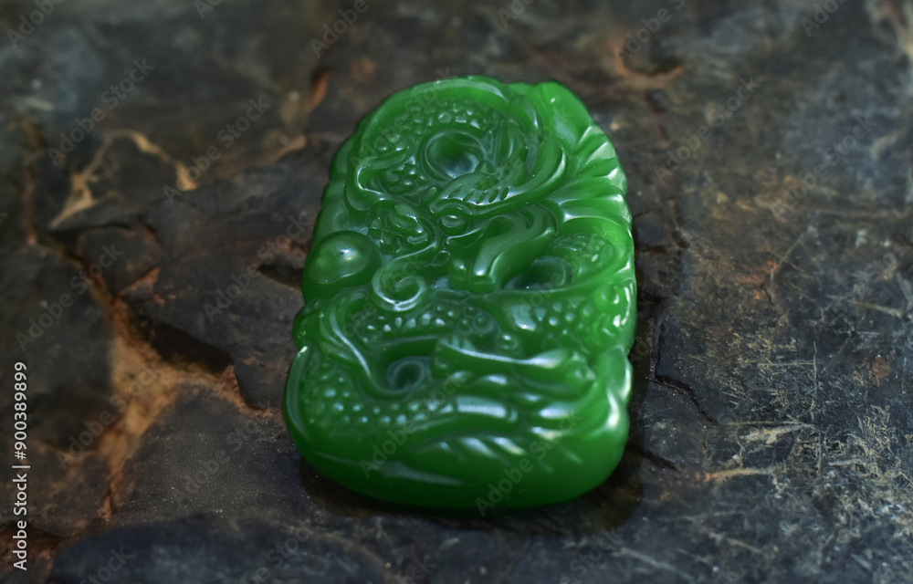 Real jade That is the original jade ball Green and rare, expensive ...