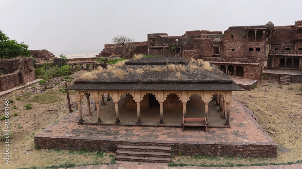India, Madhya Pradesh, Shivpuri, Ruins of Ancient 10th Century Narwar ...