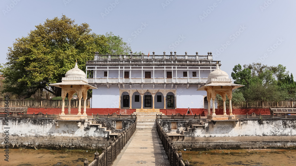 India, Madhya Pradesh, Shivpuri, Beautiful Architecture of Chhatris or ...