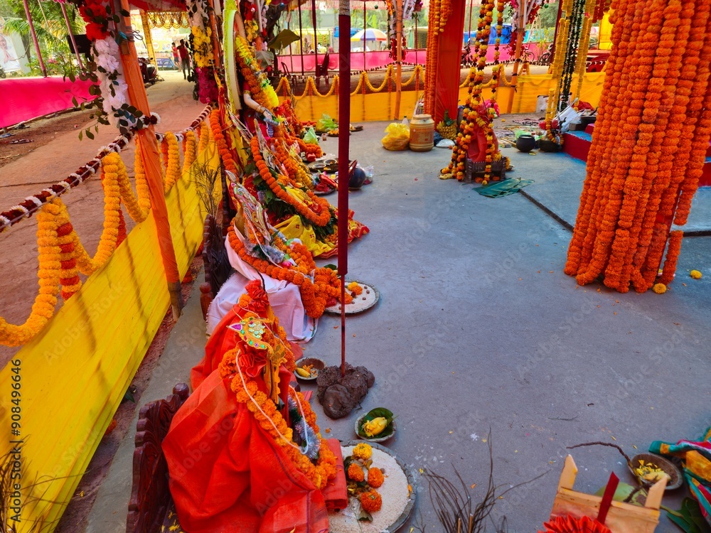 Havan kund puja in Hindu Temple. A yajna kunda or ritual pit for ...