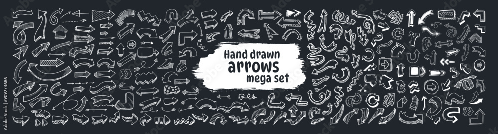 Collection hand drawn arrows. Grunge arrow vector brush. Set of black ...