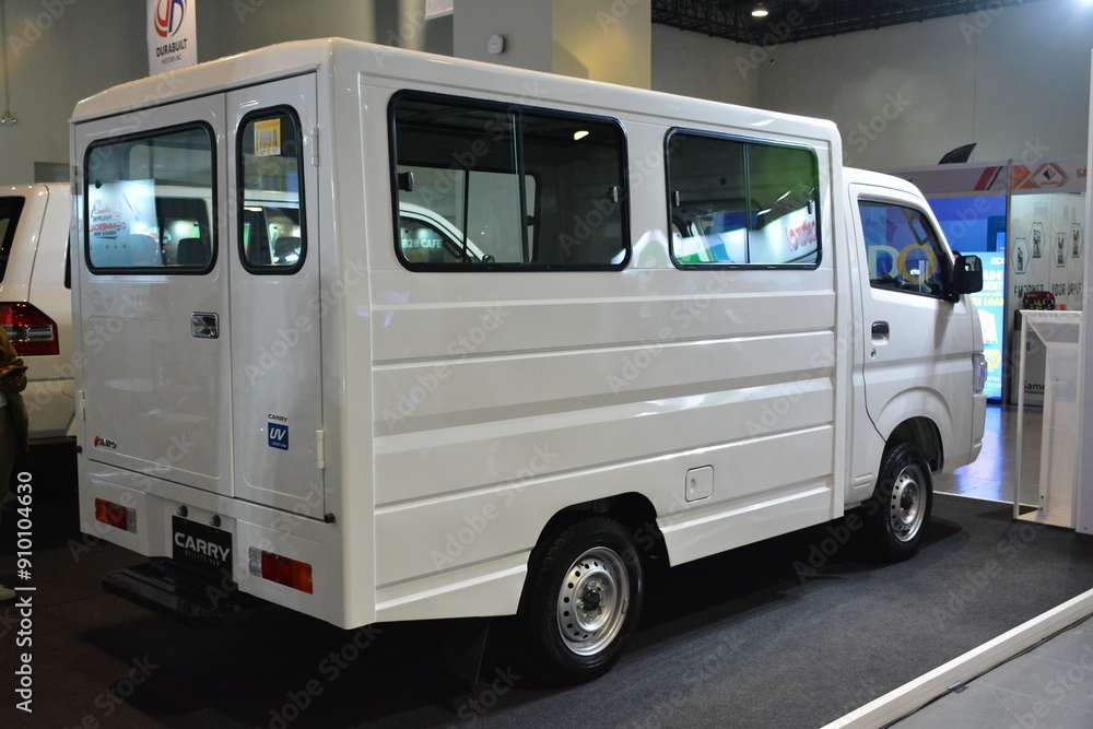 Suzuki carry utility van at Philippine commercial vehicle show in Pasay ...