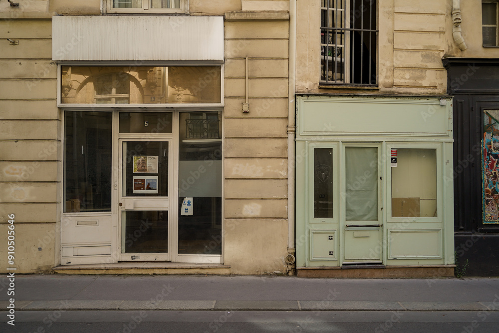 Paris France 07 07 2024 :beautiful and typical parisian storefront ...