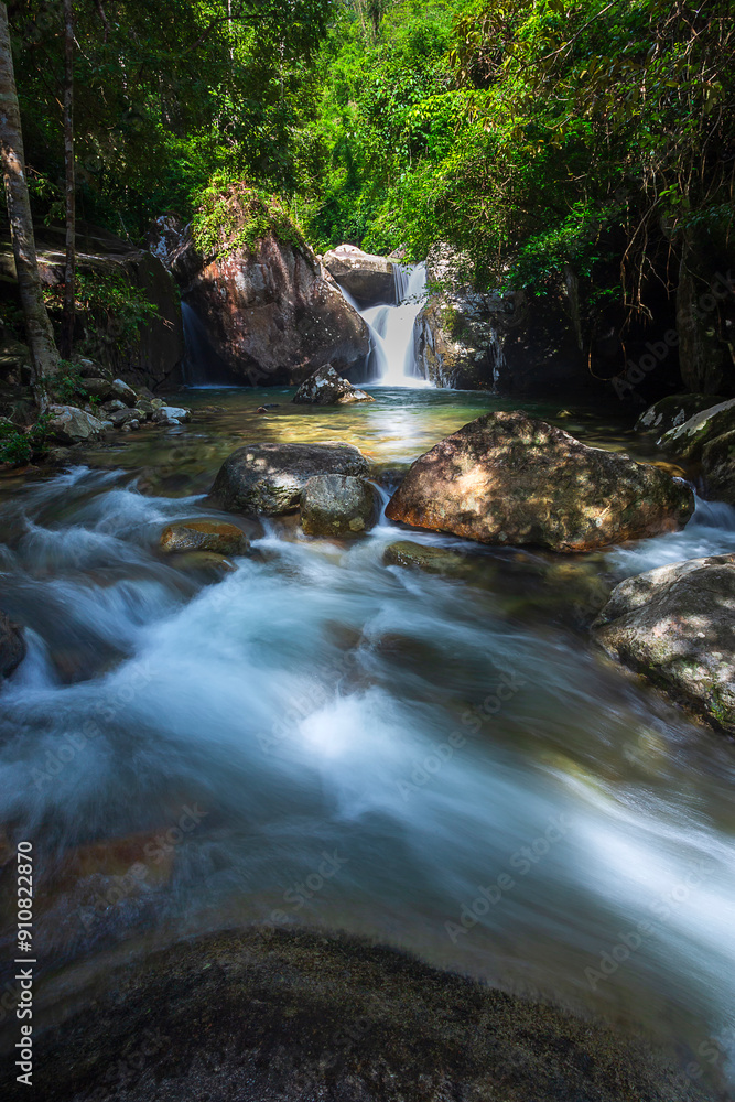Pha Kluay Mai Waterfall, 5th level in the natural forest has 8 levels ...