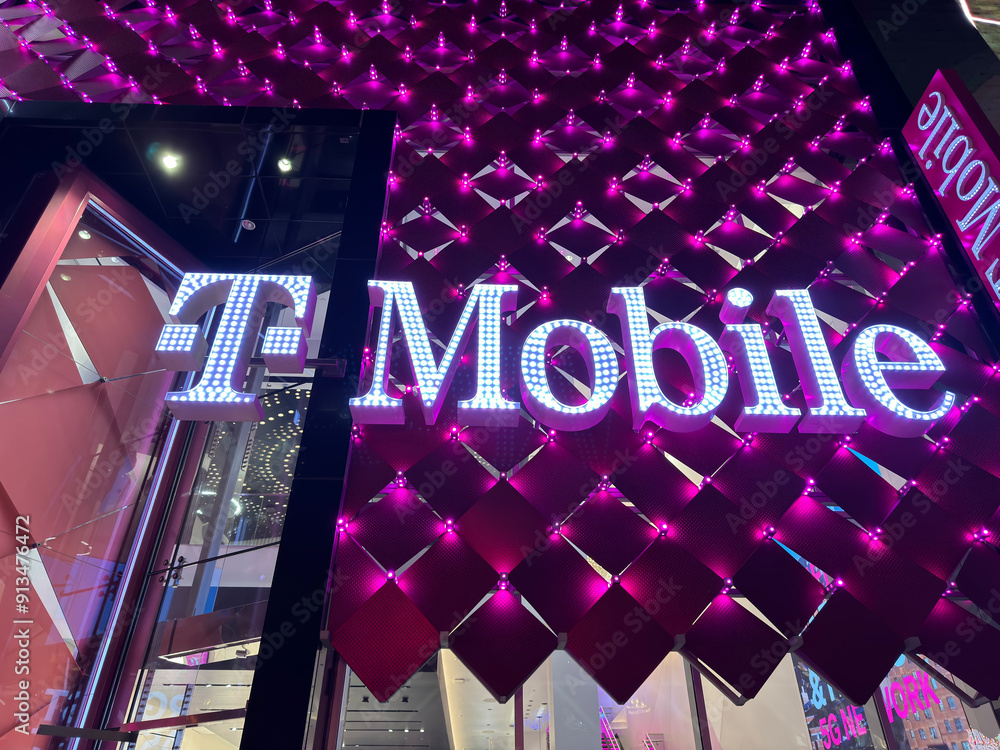 Las Vegas,Nevada,USA-June 16th 2024:T-Mobile store sign and company ...