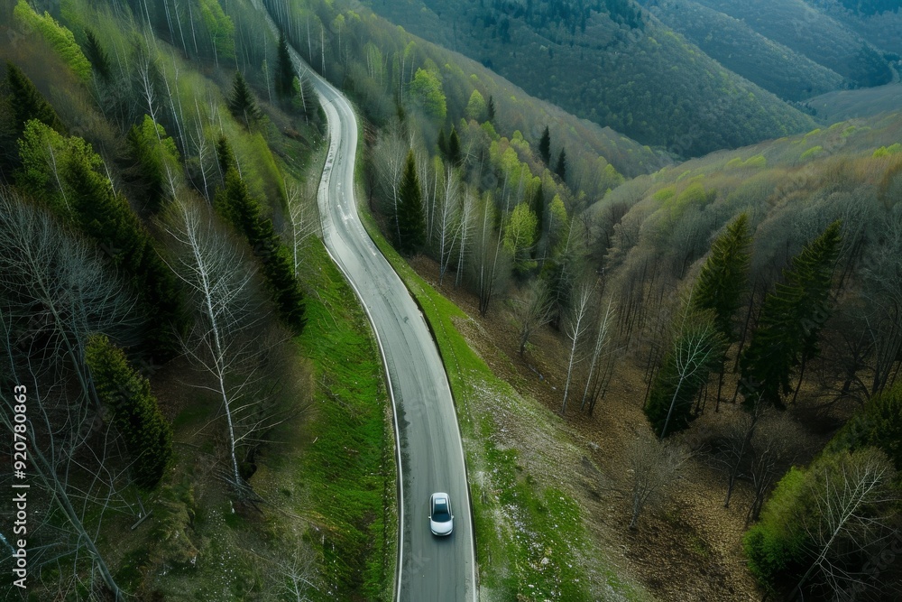 Der alte Tremola-Pass aus der Luft betrachtet, Schweiz (August 2021 ...