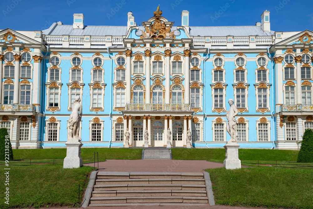 PUSHKIN, RUSSIA - AUGUST 13, 2024: The facade of the Catherine Palace ...