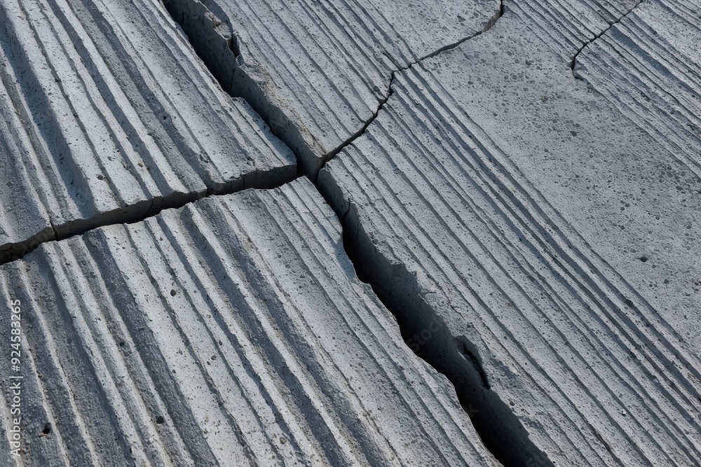 Study of Visible Striated Cracks in Concrete Texture and Structural ...