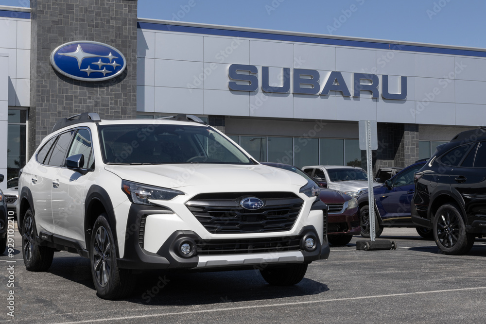 Subaru Outback Touring display. Subaru offers the Outback with a 2.5L 4 ...
