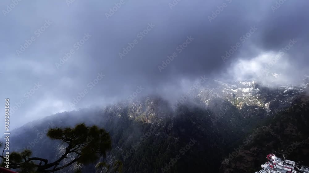 Vaishno Devi Temple | Vaishno Devi Bhavan | Trikuta mountain vídeo do ...