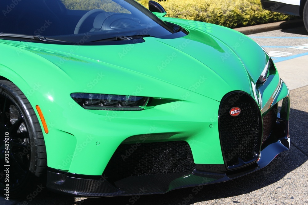 Green Bugatti Chiron Super Sport / Pebble Beach, California 2024 ...