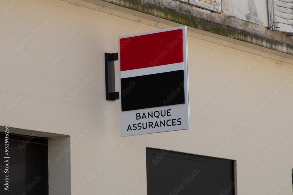 societe generale banque assurance logo sign and text brand front of ...