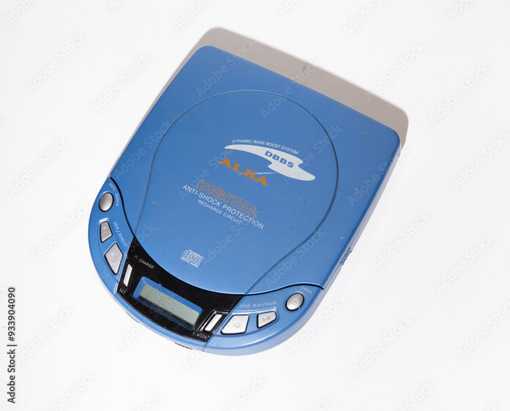 Foto de Kent, uk 01.01.2024 Alba portable pcd 312 Personal CD Player ...