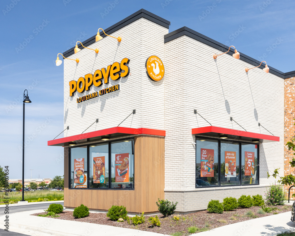 Romeoville, IL, USA - August 22, 2024: Popeyes Louisiana Kitchen, Inc ...