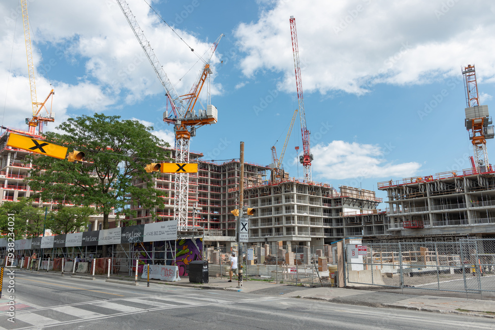 Bloor & Dufferin construction complex (six mixed use condos and rentals ...