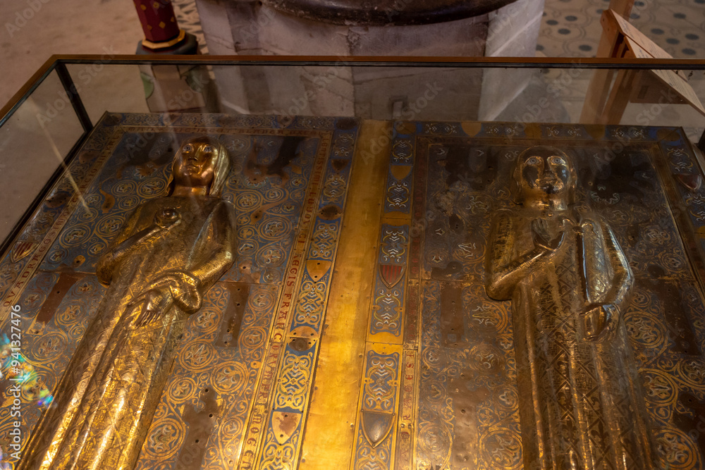 Blanche and Jean of France, children of saint Louis tomb. Rare metal ...