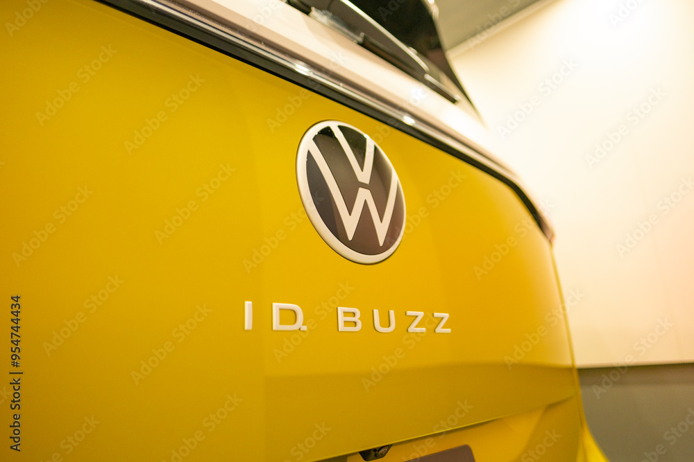 classic yellow electric bus Volkswagen ID Buzz, Old-school cool meets ...