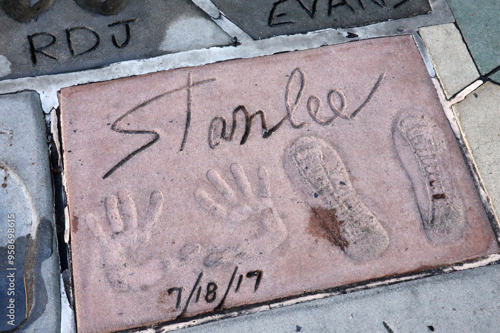 Hollywood (Los Angeles) California: TLC Grauman's Chinese Theatre ...
