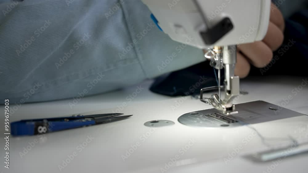 Sewing machine and needle. Sewing machine. Sewing machines making ...