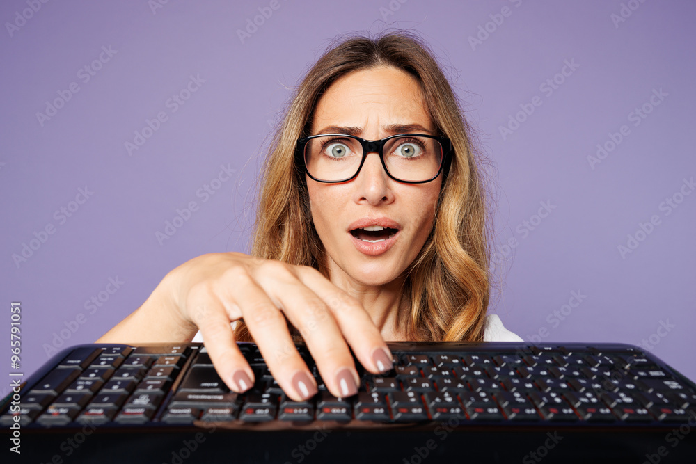 Close up young sad shocked surprised amazed employee business woman ...