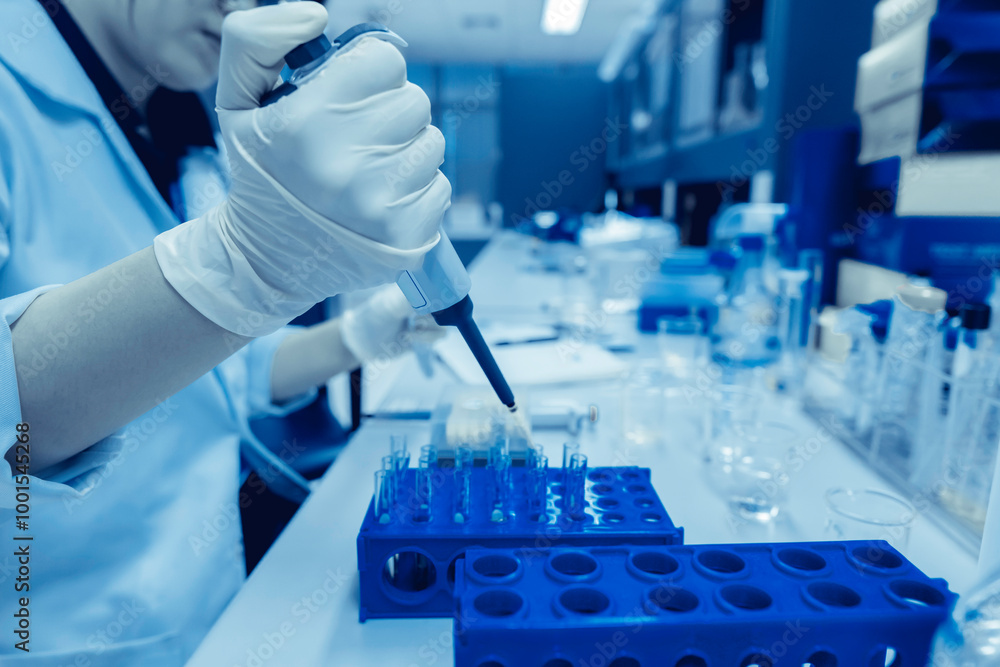 Chemists mixed up chemical to find antiretroviral drugs at the lab ...