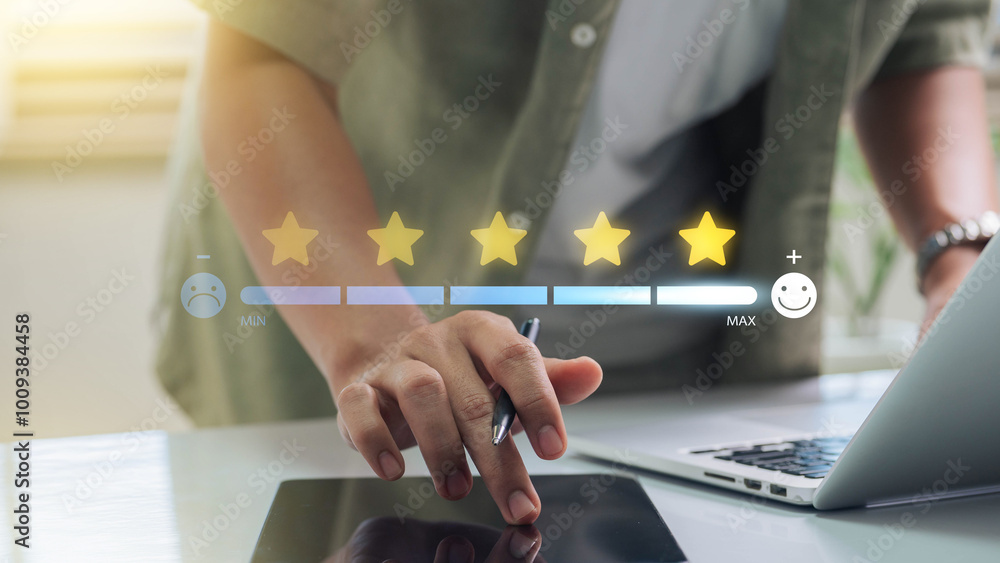 Customer Satisfaction, Digital rating concept. person using a ...
