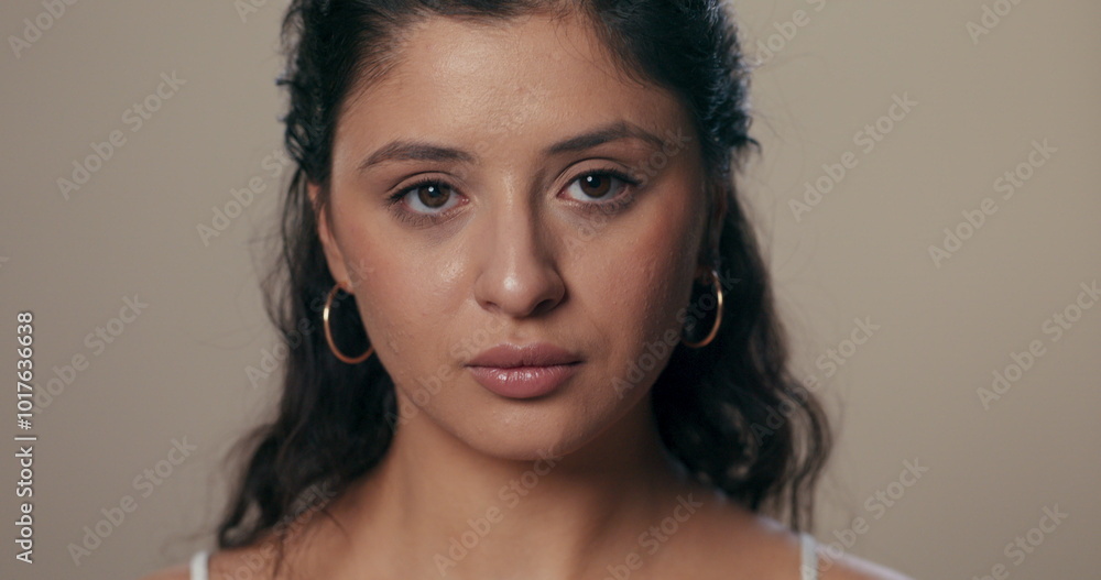 Model looking down and then smiling at the camera with pretty nude ...