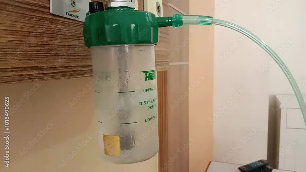 Video Footage Oxygen equipment in a hospital bedroom. Shows the oxygen ...