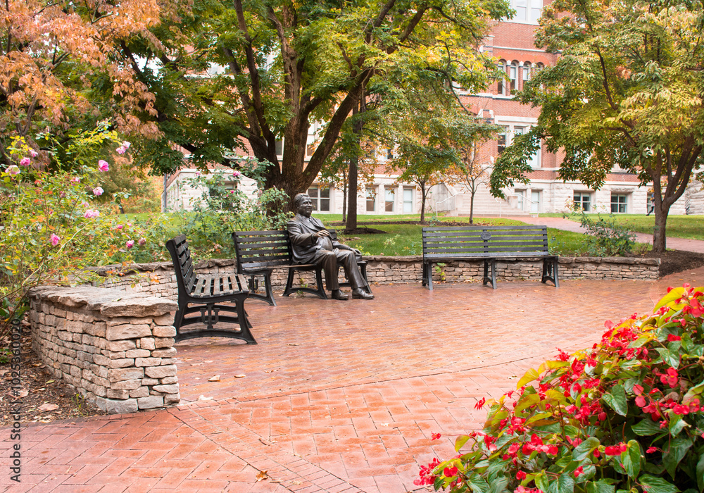 Indiana University, Bloomington, IN - USA: Statue of seated Herman B ...