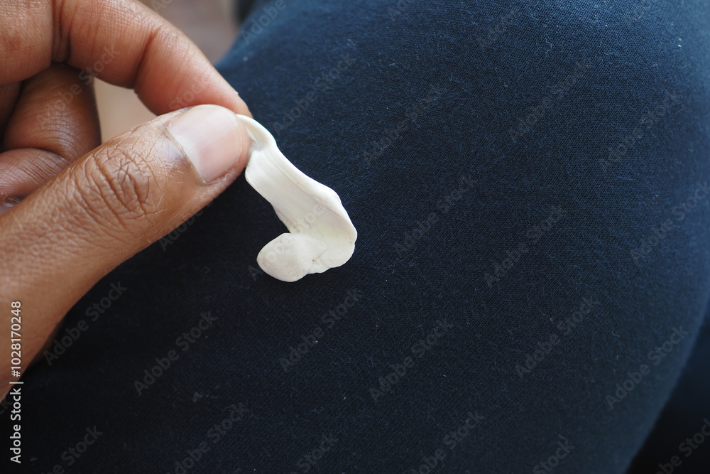 Detailed instructions for effectively removing chewing gum from fabric ...