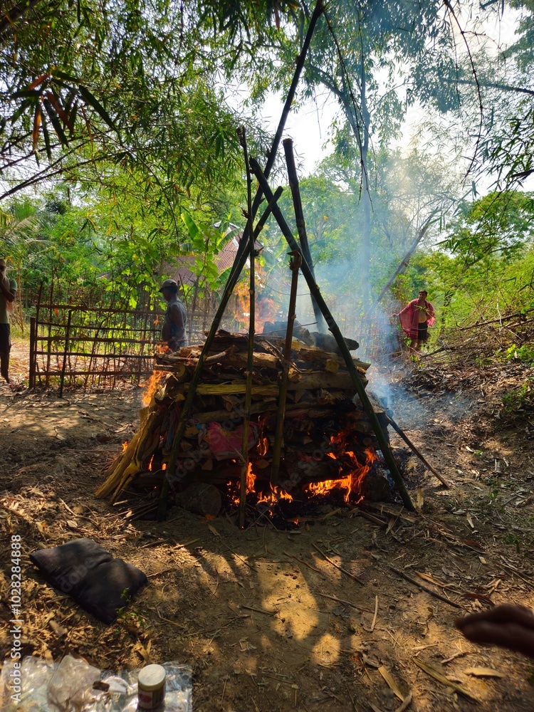 Burning body, The human body is burnt on the cremation place. Ceremony ...