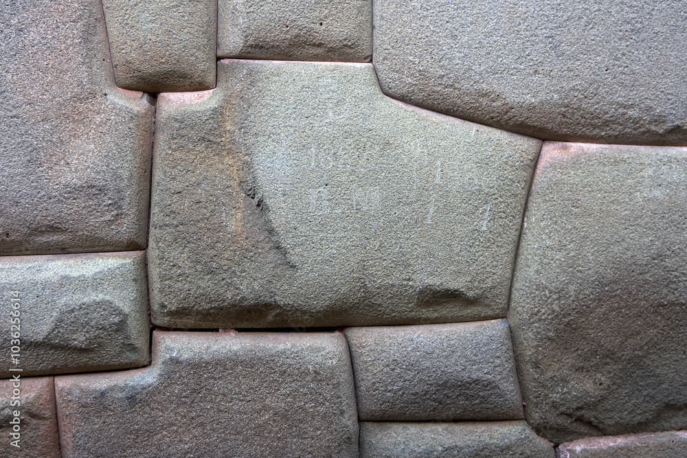 Travel, adventure and lots of history : Inca stone walls in Cusco, Peru ...