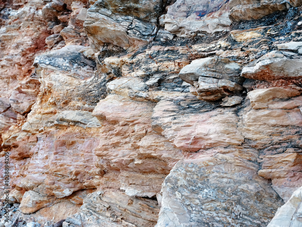 Sedimentary rock face showing layers of different colors Stock Photo ...