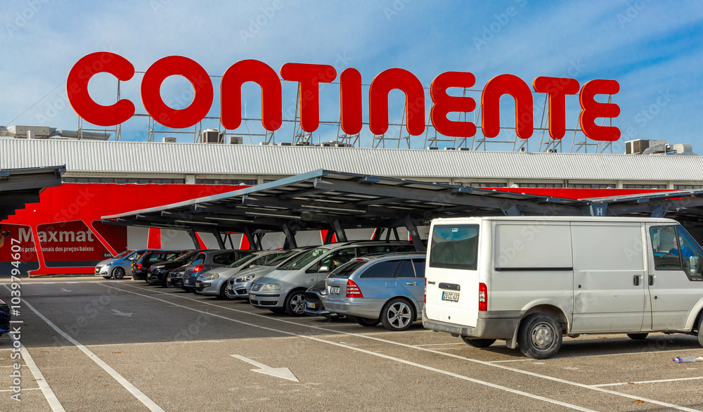 Continente store logo sign in Amadora. Continente is a retail chain the ...