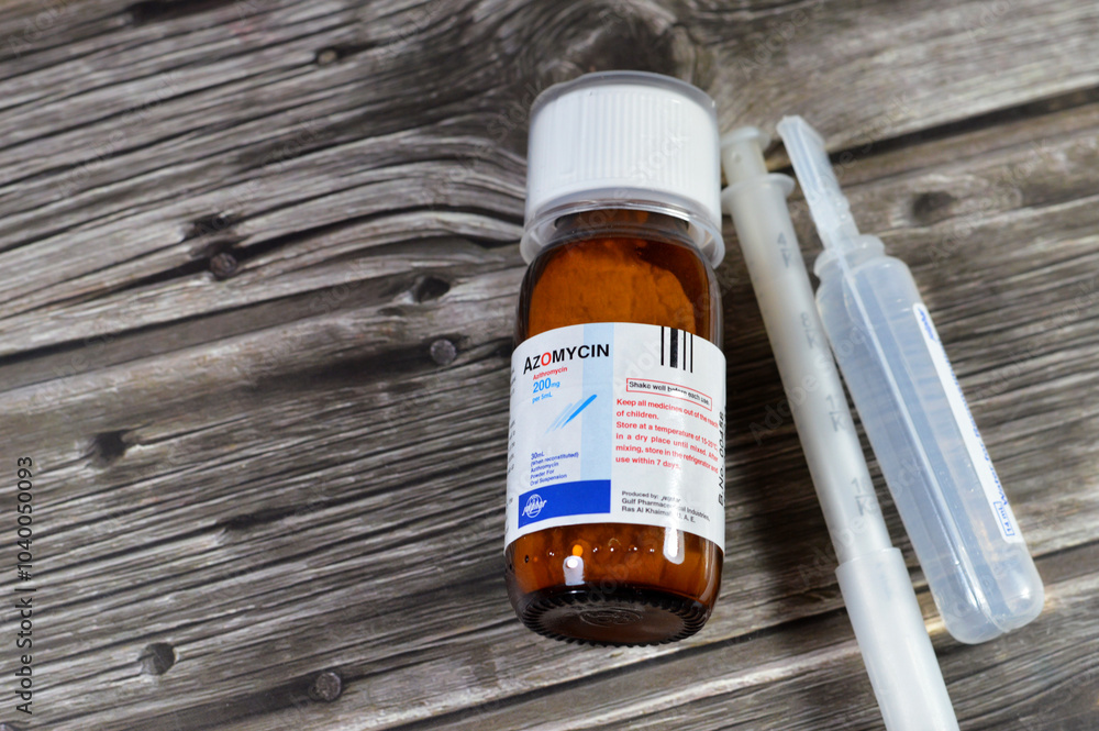 Foto de Cairo, Egypt, October 4 2024: Azomycin Azithromycin 200mg per ...