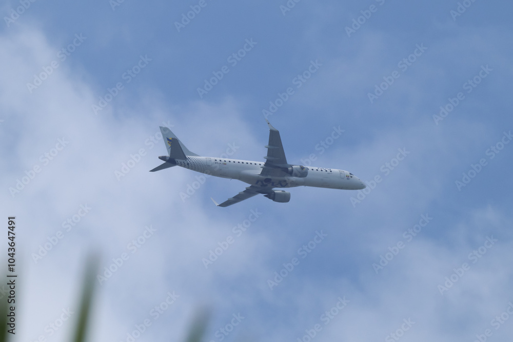 Embraer E190LR with registration XY-ALO of Myanmar Airways ...