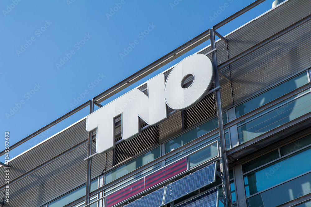 TNO sign logo. TNO is an research organization that connects people and ...