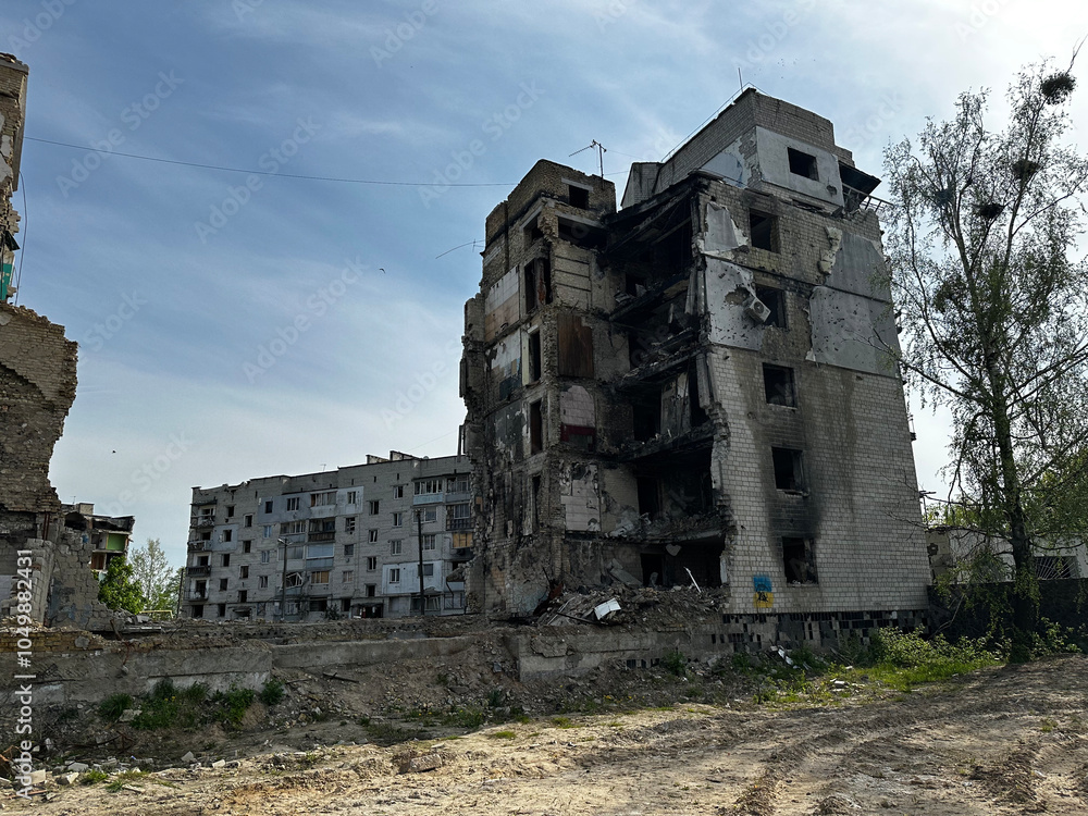 War-torn apartment blocks in Borodyanka, Ukraine, show severe ...