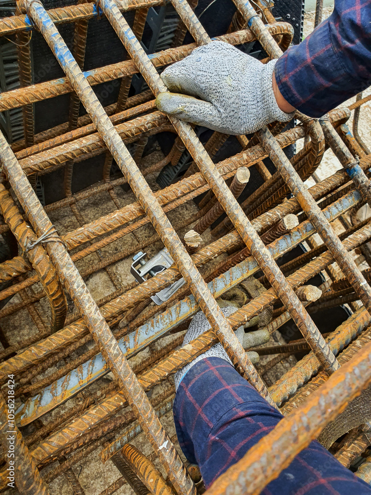 Lightning conductor connection to foundation rebar for grounding and ...