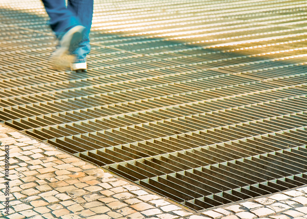 EAVY METAL GRATE PROTECTION PAVEMENT USED FOR VENTILATION OF ...