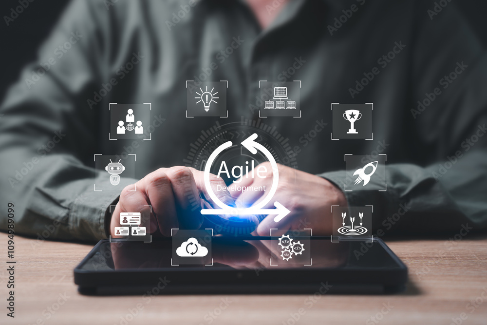Foto de Agile software development methodology concept, Businessman ...