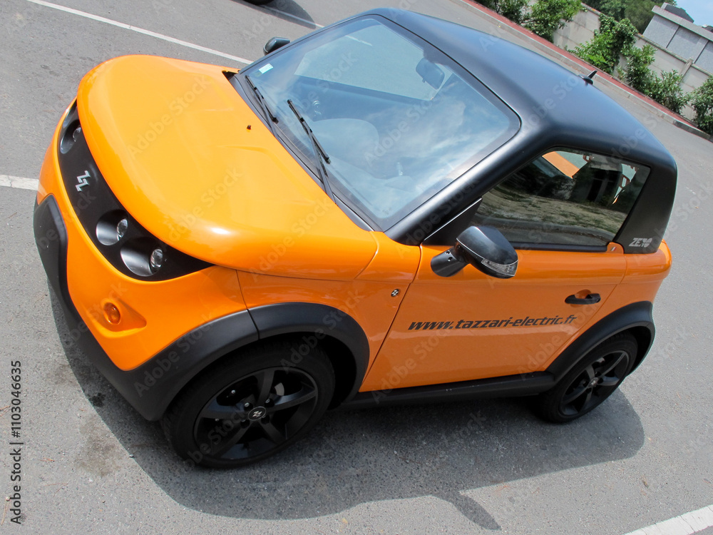 tazzari electric vehicle car zero battery microcar concept small sporty ...