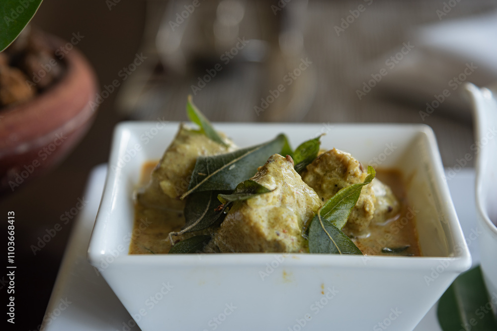 Sri Lankan fish curry with coconut milk Kiri maalu curry Stock-Foto ...