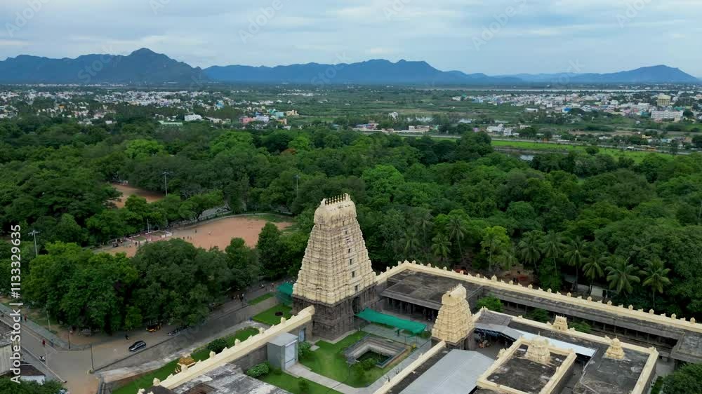 Jalakandeswarar Temple is a temple dedicated to Lord Shiva which is ...