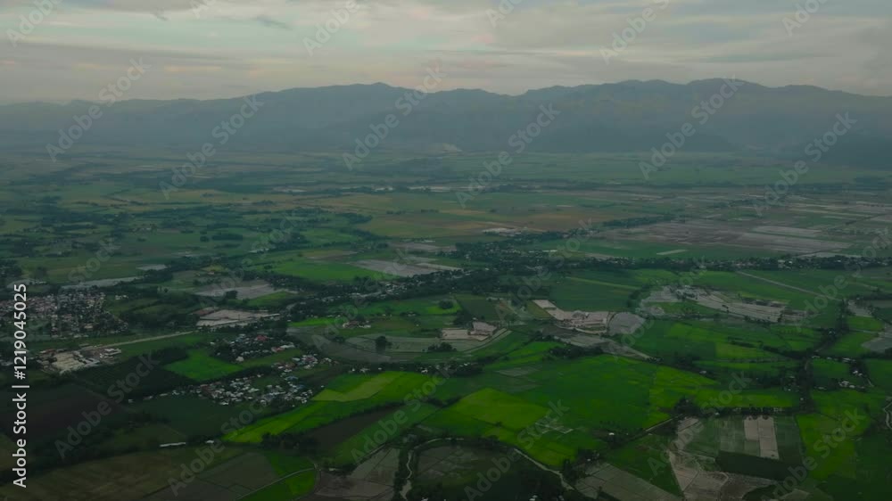 Agricultural land and paddy fields with houses of farmers in Bukidnon ...