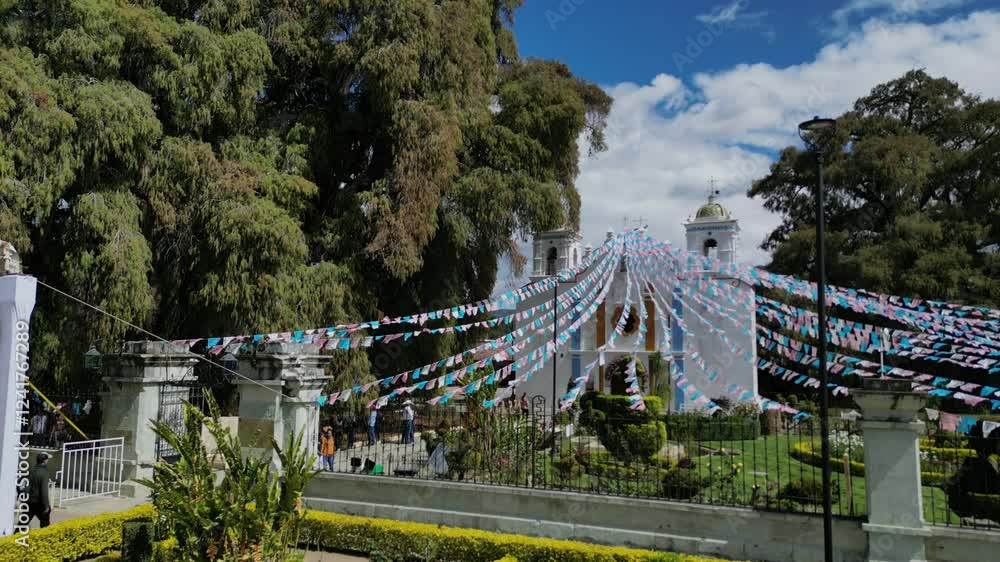 Árbol de tule en el municipio de Santa María del Tule, Oaxaca, Iglesia ...