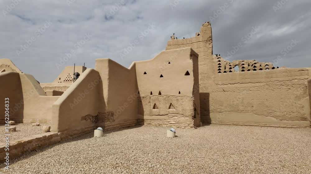 Saudi Arabian traditional Najdi architecture in Diriyah, Riyadh ...