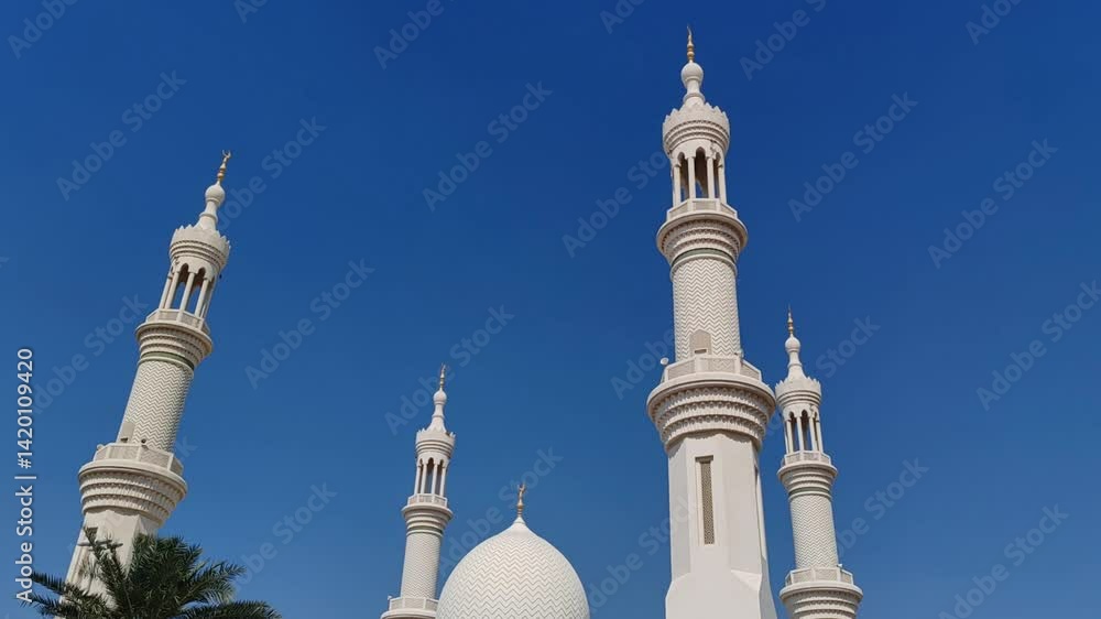 Beautiful Landscape mosque, Islamic background Mosque, Minaret of ...