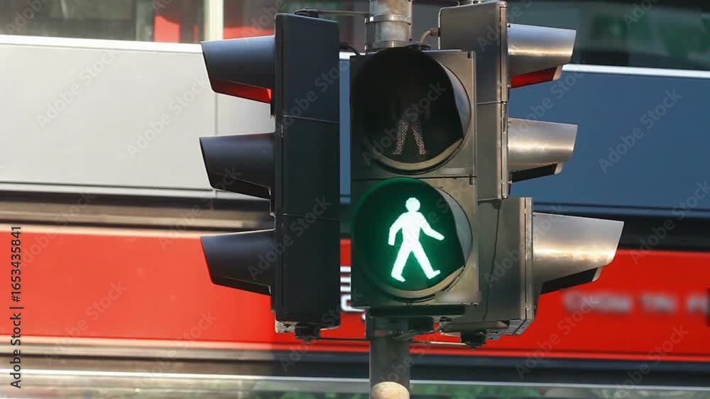 Chicago traffic light turns from green to red at downtown financial ...