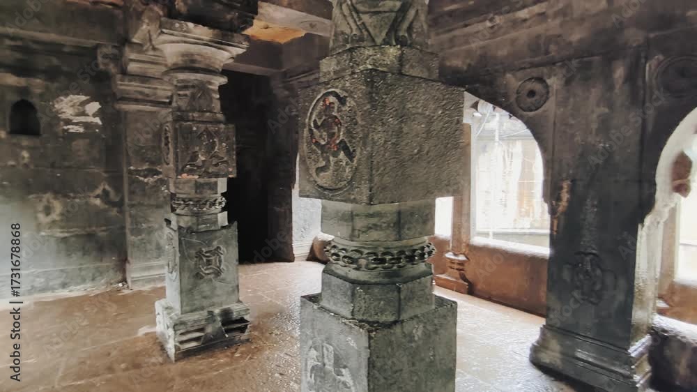 28 September 2025, Baramotichi Vihir is a stepwell in 'Limb', Satara ...